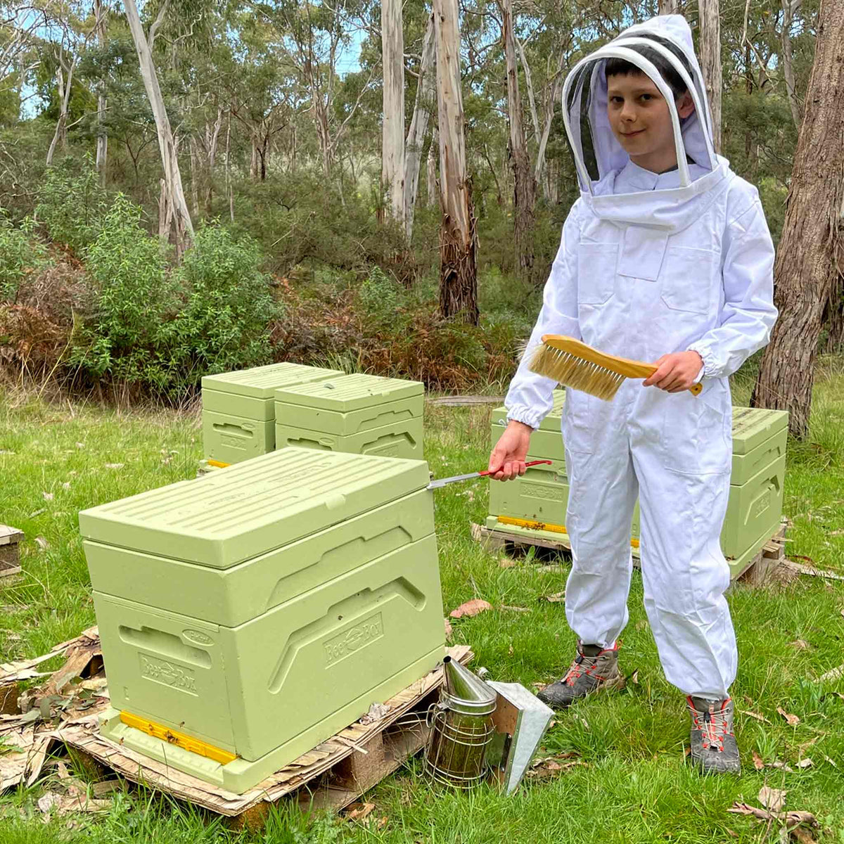 Kids' Beekeeping Bee Suit | Buzzbee – Buzzbee Beekeeping